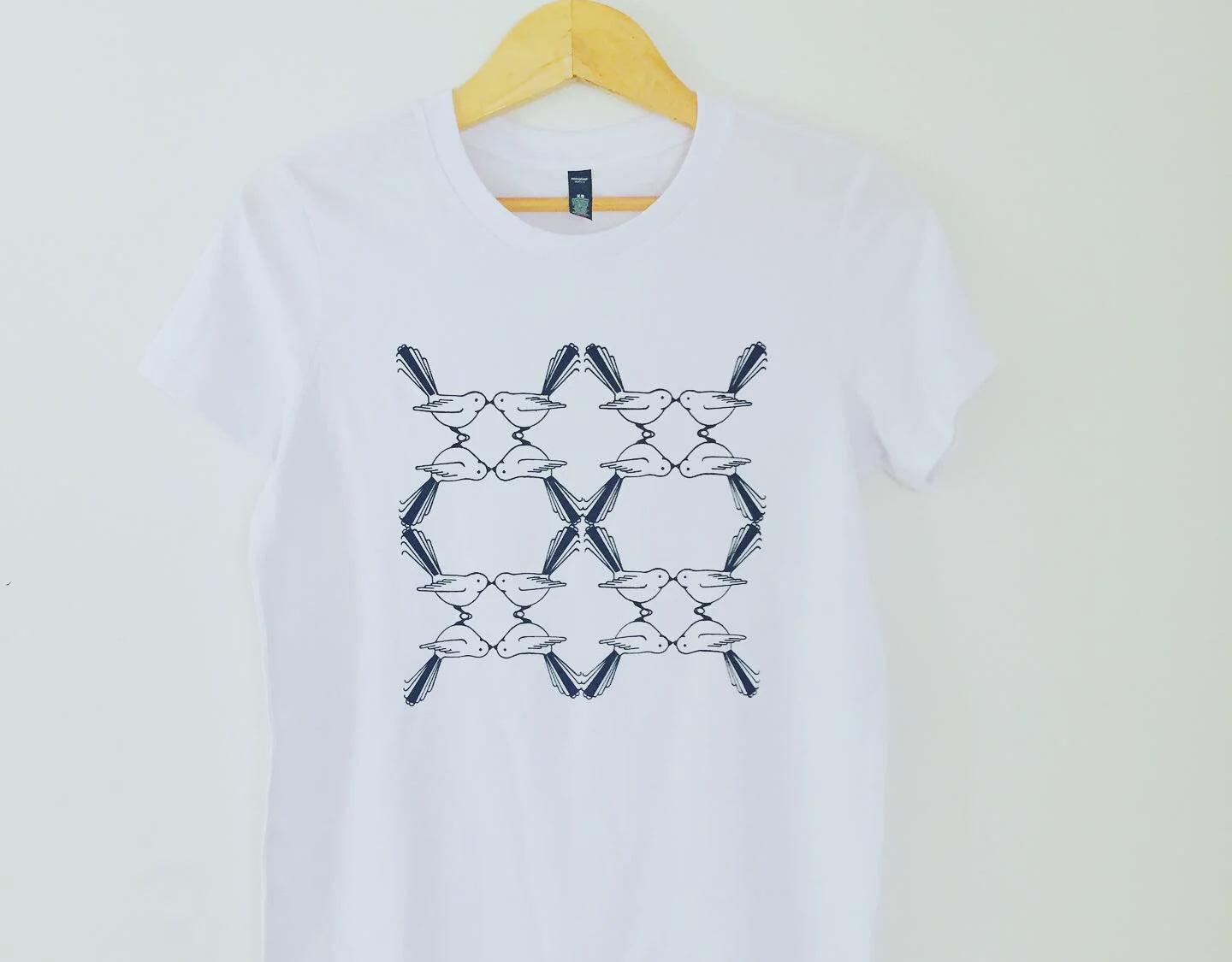 Haven Designs - Piwakawaka Flock Womens Tee – Orinoco